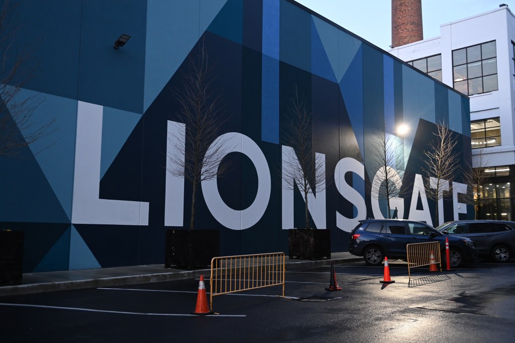 Lionsgate Completes Split Of Studios And Starz
