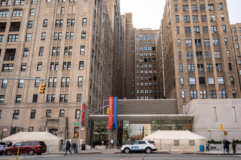 Columbia University settles for $750M with victims of sicko Dr. Robert ...