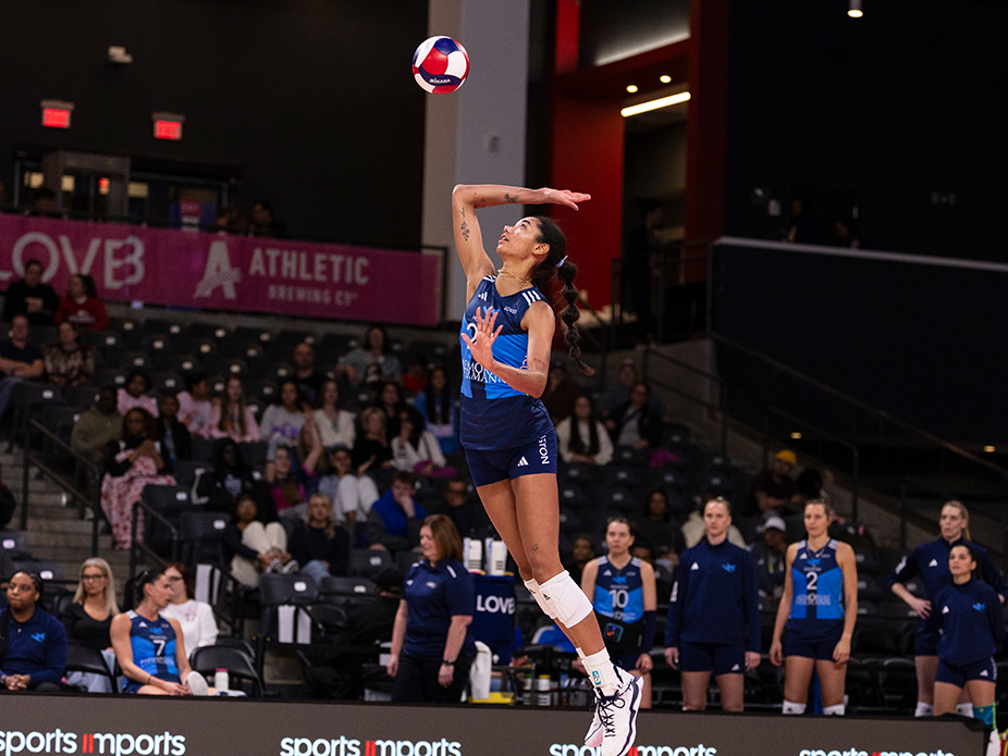 Olympians Jordan Thompson and Micha Hancock Join 2025 AU Pro Volleyball ...