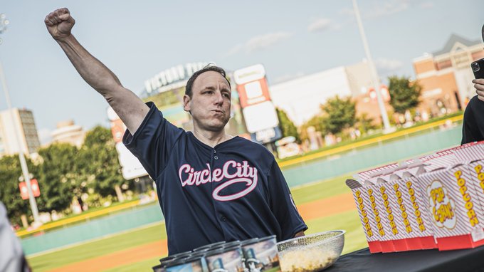 Joey Chestnut to attempt popcorn-eating world record at Rural King in ...