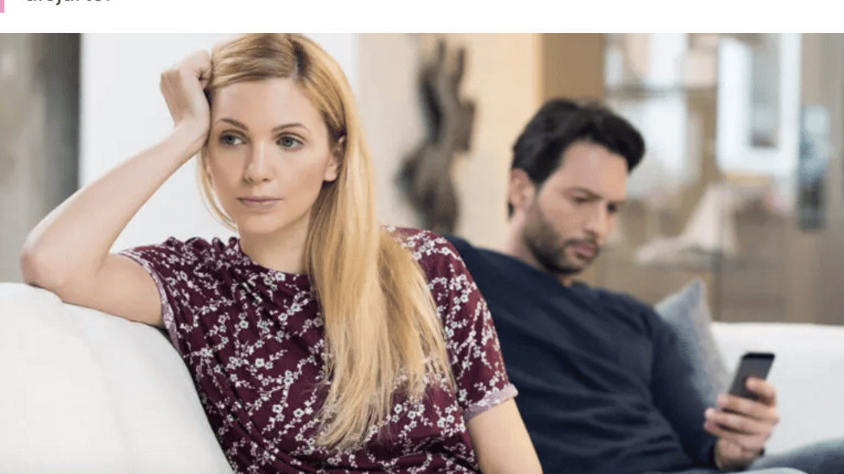 11 Subtle Clues Someone Doesn't Care, But Is Trying To Mask It