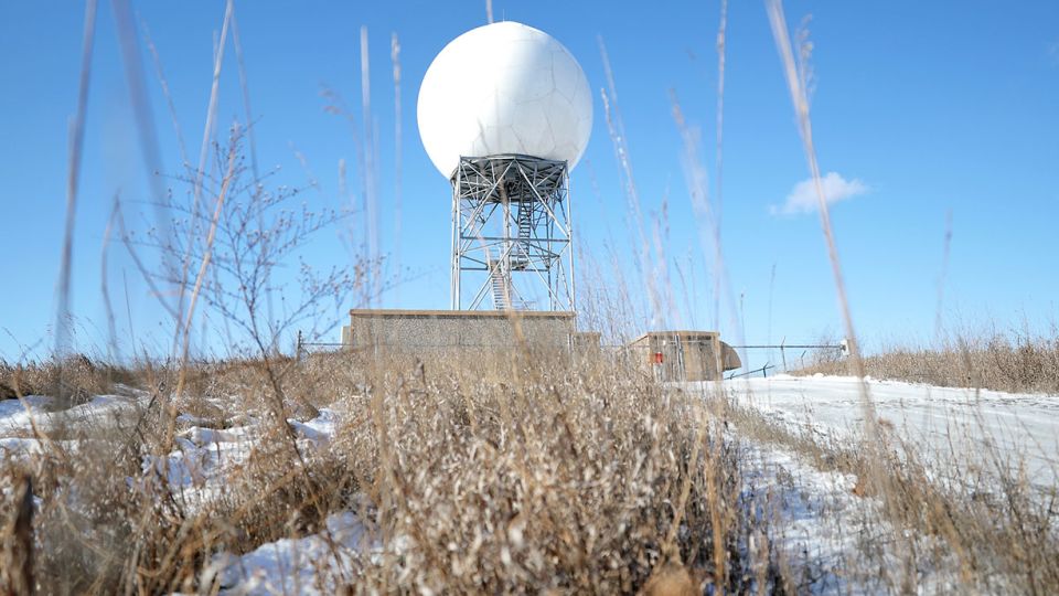 A militarized conspiracy theorist group believes radars are ‘weather ...