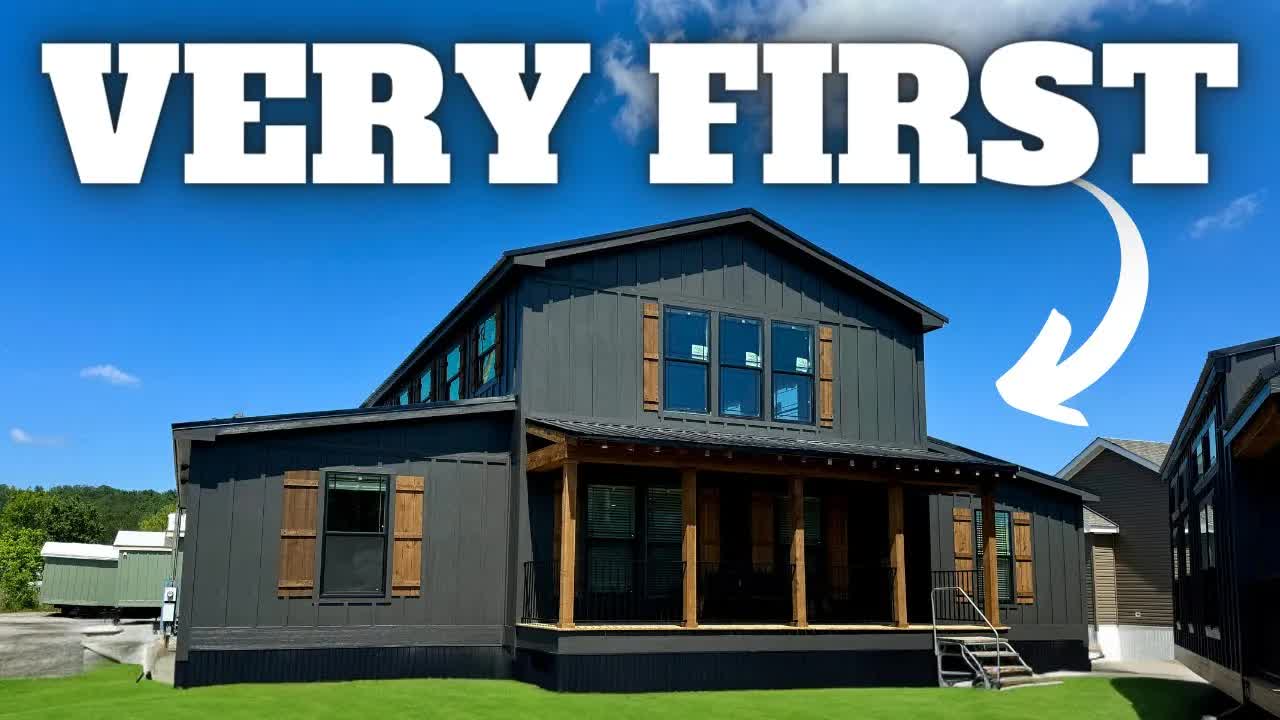 “Barndo" by Deer Valley Homebuilders | 4 Bed, 2 Bath Prefab House Tour