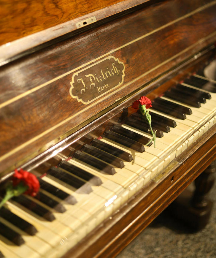 17 True Stories So Wild They’re Practically Begging for a Film Adaptation