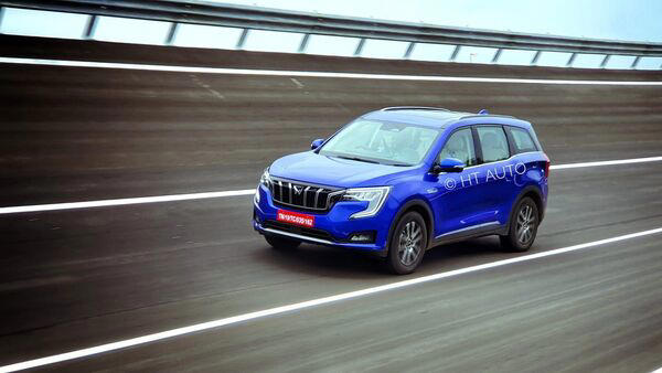 Mahindra XUV700 lineup updated: 5 seater variants discontinued, price hiked