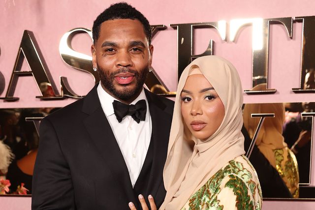 Brittany Renner Walks 2025 BET Awards Red Carpet Solo 2 Days After ...