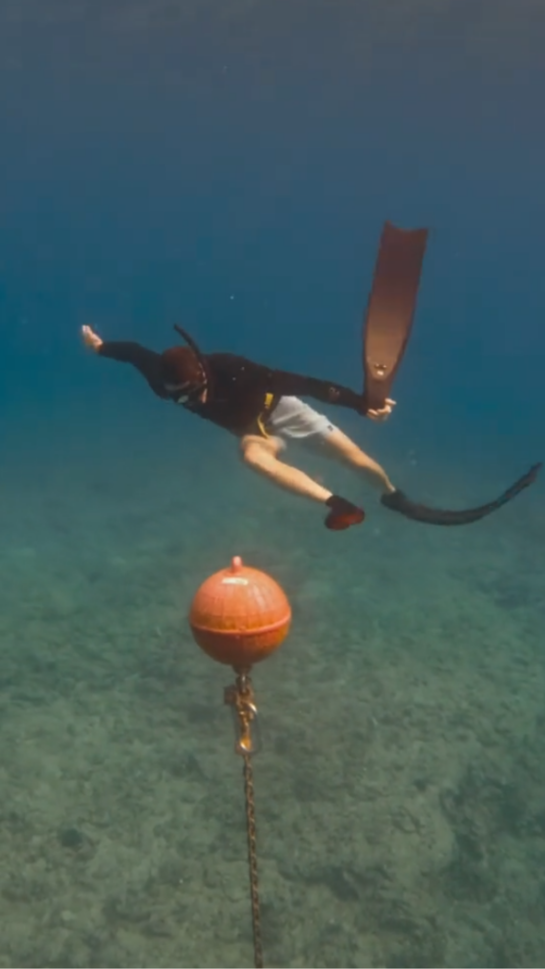 Britney’s First Freediving Photo Shoot After Her Break – A Stunning Return!