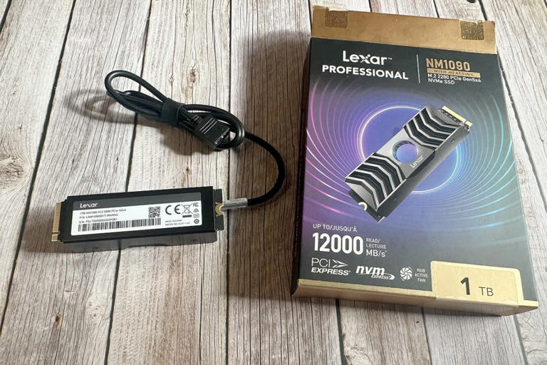 Le disque dur SSD Lexar Professional NM1090 1 (12 000 Mo/s) est en ...