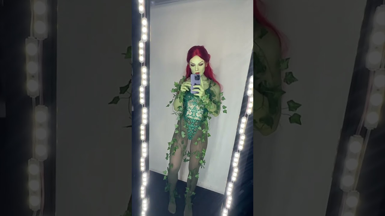 Poison Ivy Arkham Cosplay: The Ultimate Transformation!