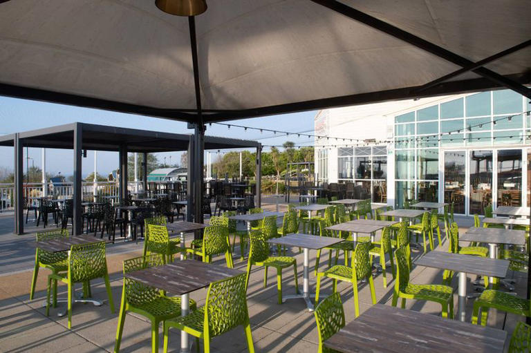 Wetherspoon opens huge pub at Devon holiday park that's one of its very ...