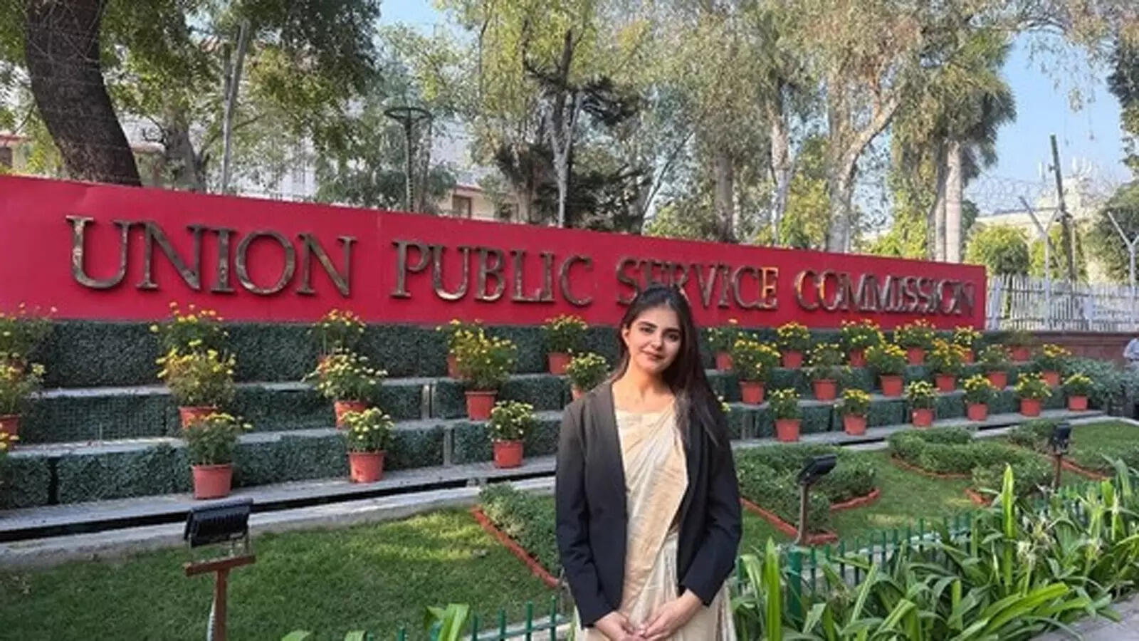 OBC controversy hits UPSC topper Poorva Choudhary: Rank 533 and a luxury lifestyle—what’s the ...