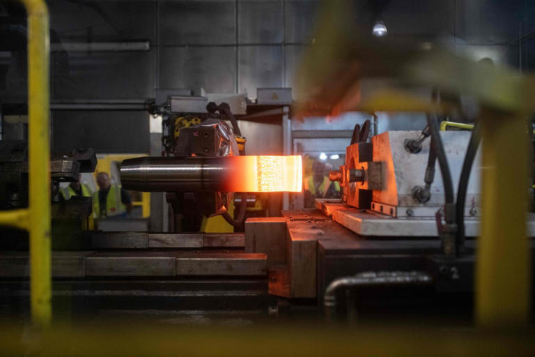 Inside the British weapons factory preparing for Putin – and Trump ...