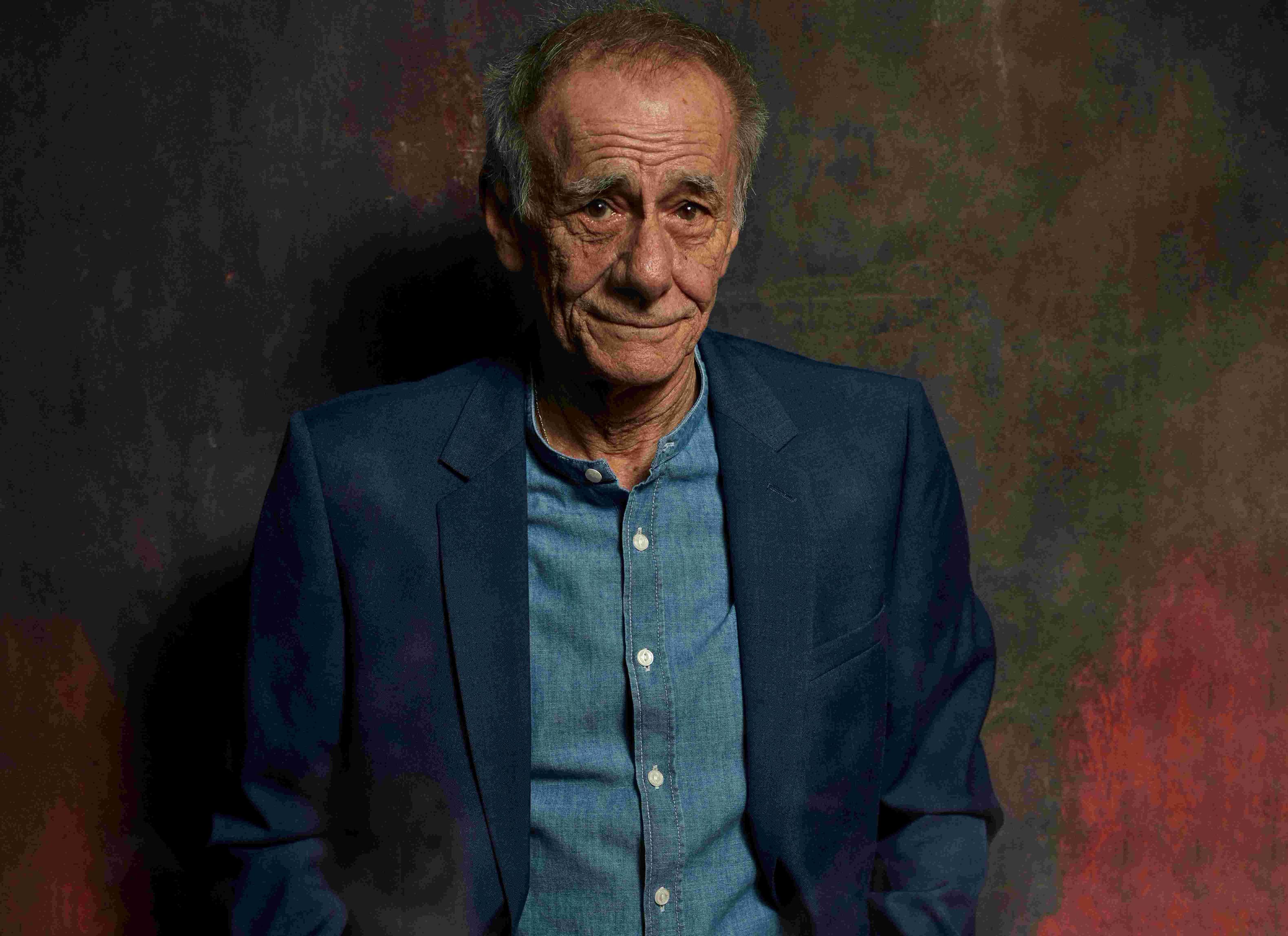 Roberto Vecchioni in tour tra il silenzio e il tuono