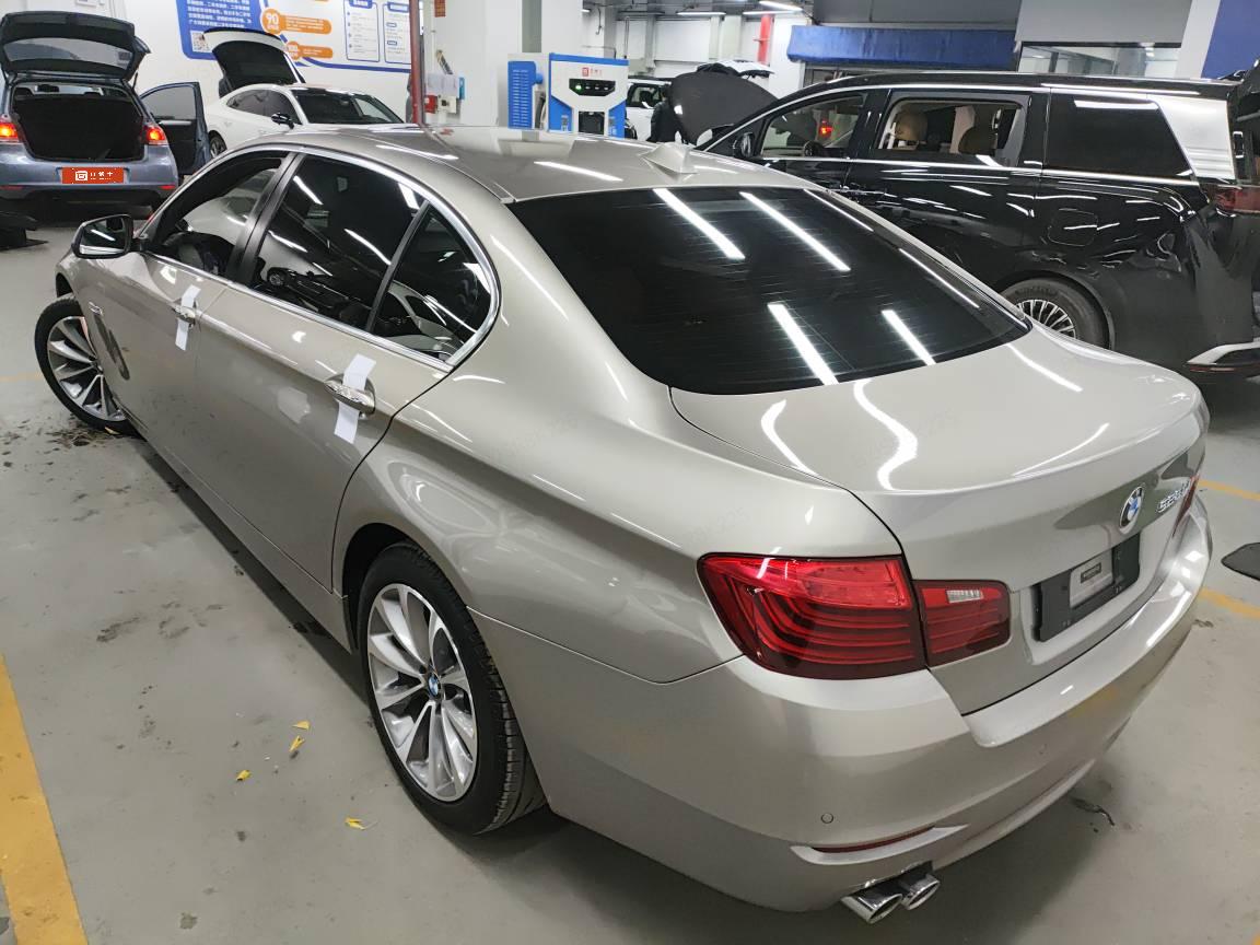 宝马 宝马5系 2017款 528Li 领先型实拍图