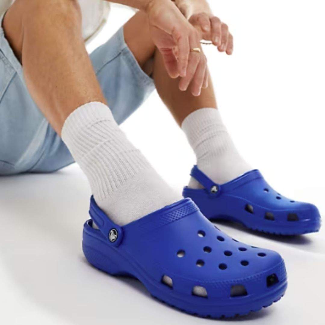 Estas Crocs clásicas están por menos de 18 € y son el calzado más ...