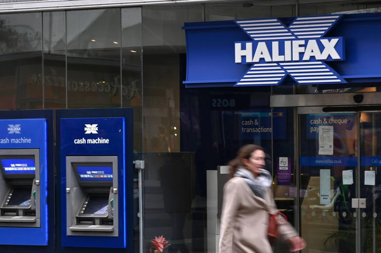 Lloyds and Halifax to close 14 bank branches including in Lancs next month