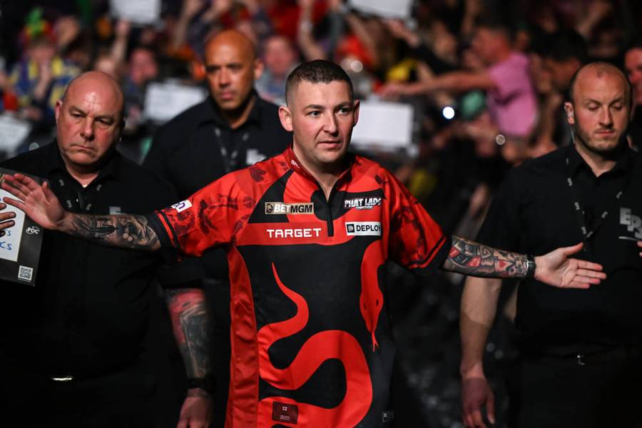 "Nicht mein Fall": Darts-Star bewertet deutschen Caller