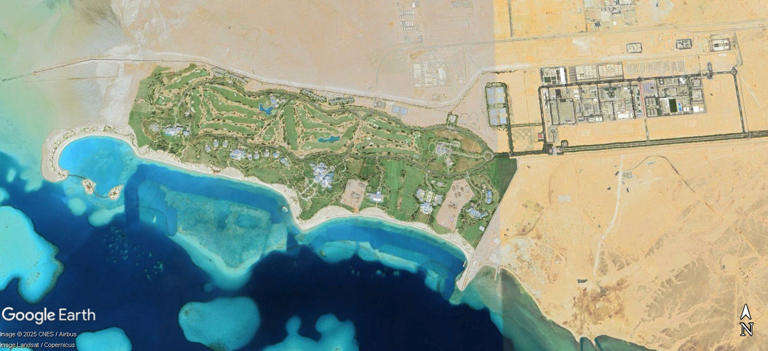 Satellite Images Show Palace Emerging at World's Biggest Construction Site