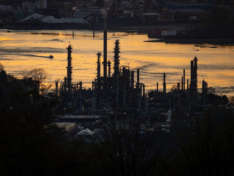 Increase our oil marketing efforts in Asia: Your letters for Dec. 27