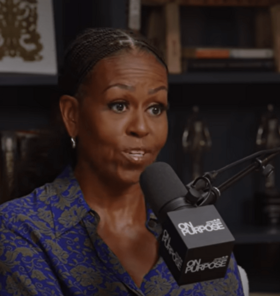 Michelle Obama admits to therapy as she undergoes life-changing ...