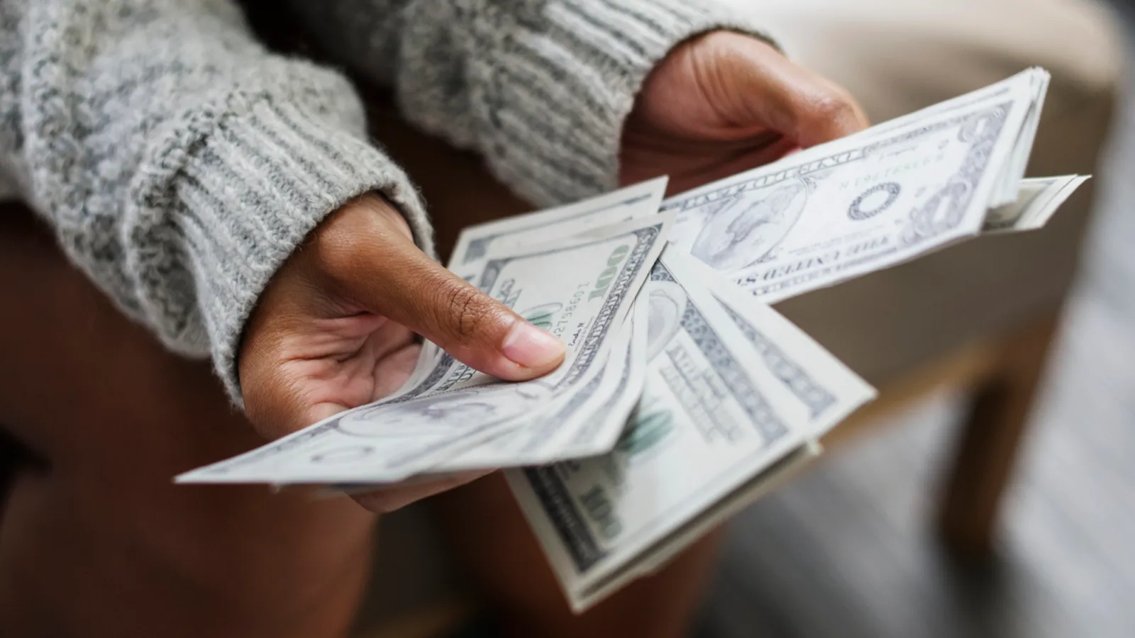 This Ford Tool Helps You Save on EVs