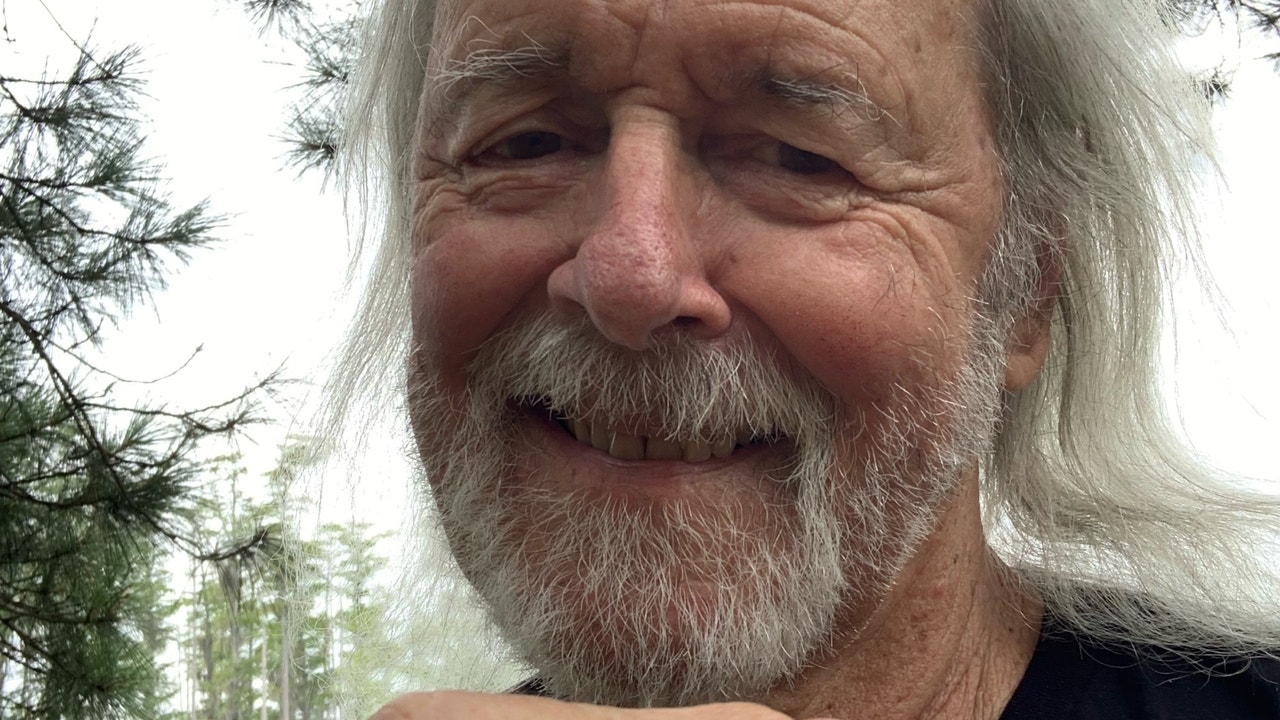 UGA alum reunited with class ring lost in Spain 54 years ago