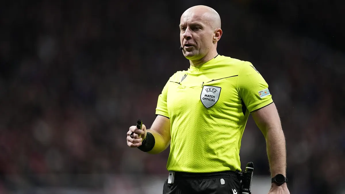 Este es el dineral que se lleva Marciniak por arbitrar el Inter-Barça ...