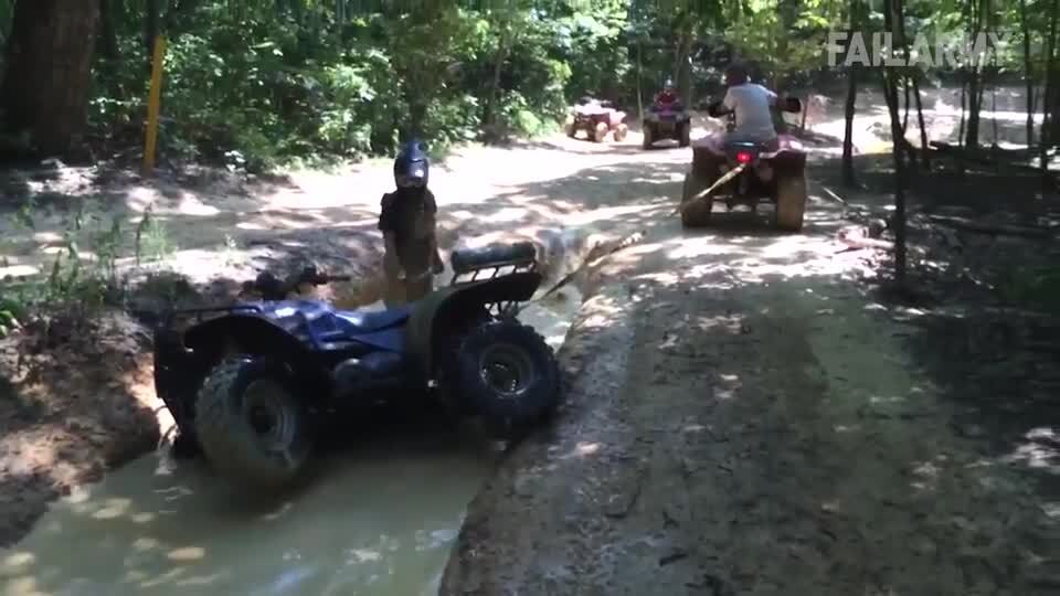 Baby's Stealing Out Here: Fails of the Week | FailArmy