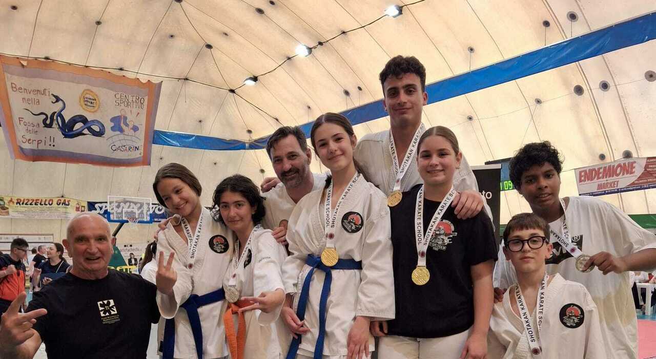 Medaglie d'oro e argento per la scuola di karate di Lecce: i ragazzi ...