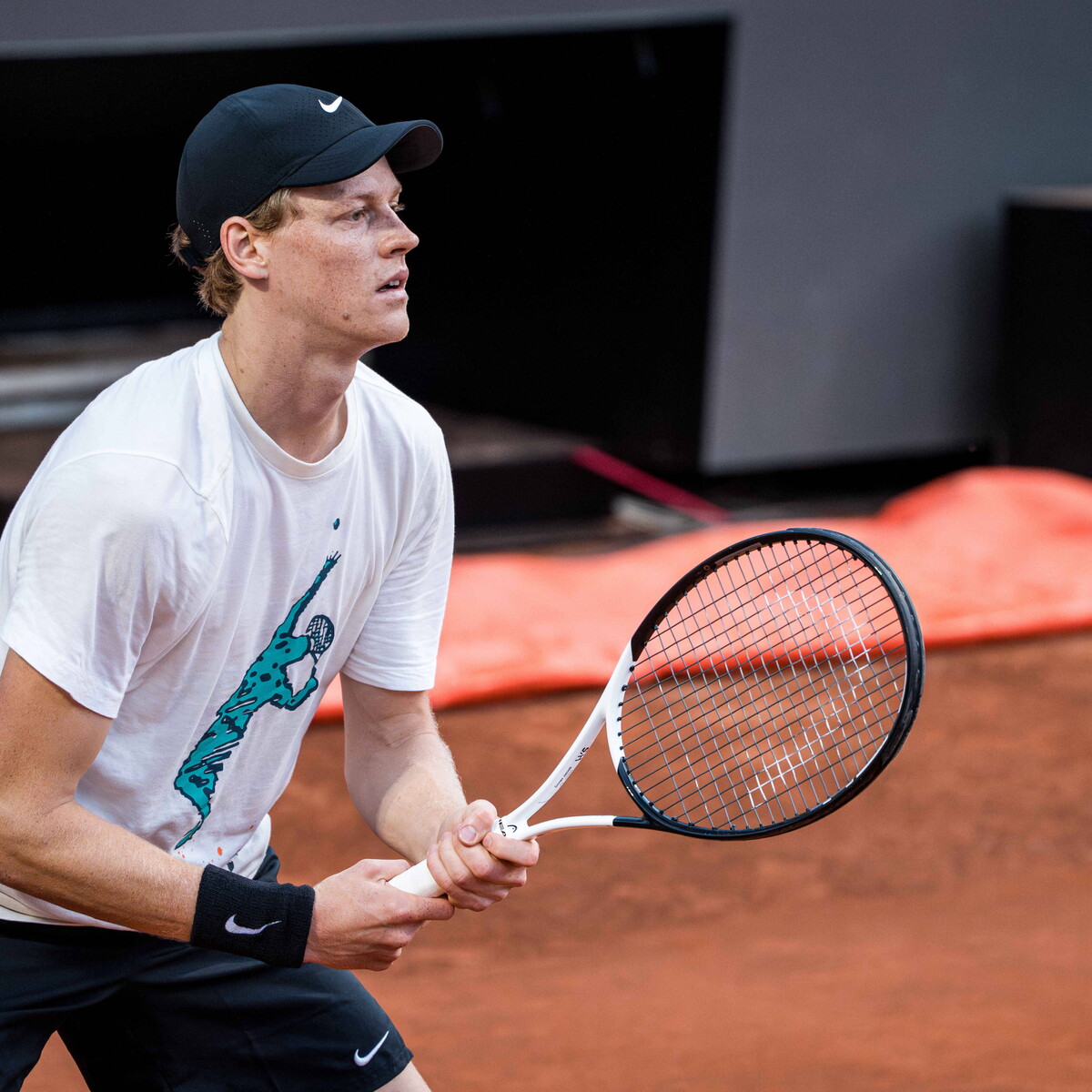 "Stop di Sinner un vantaggio? Nessuno si è fermato così a lungo... E ...