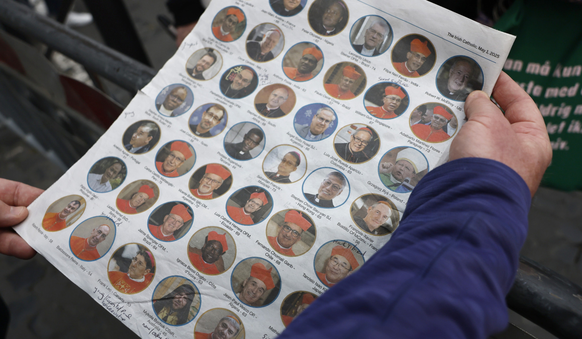 Who are the possible contenders to replace Pope Francis?