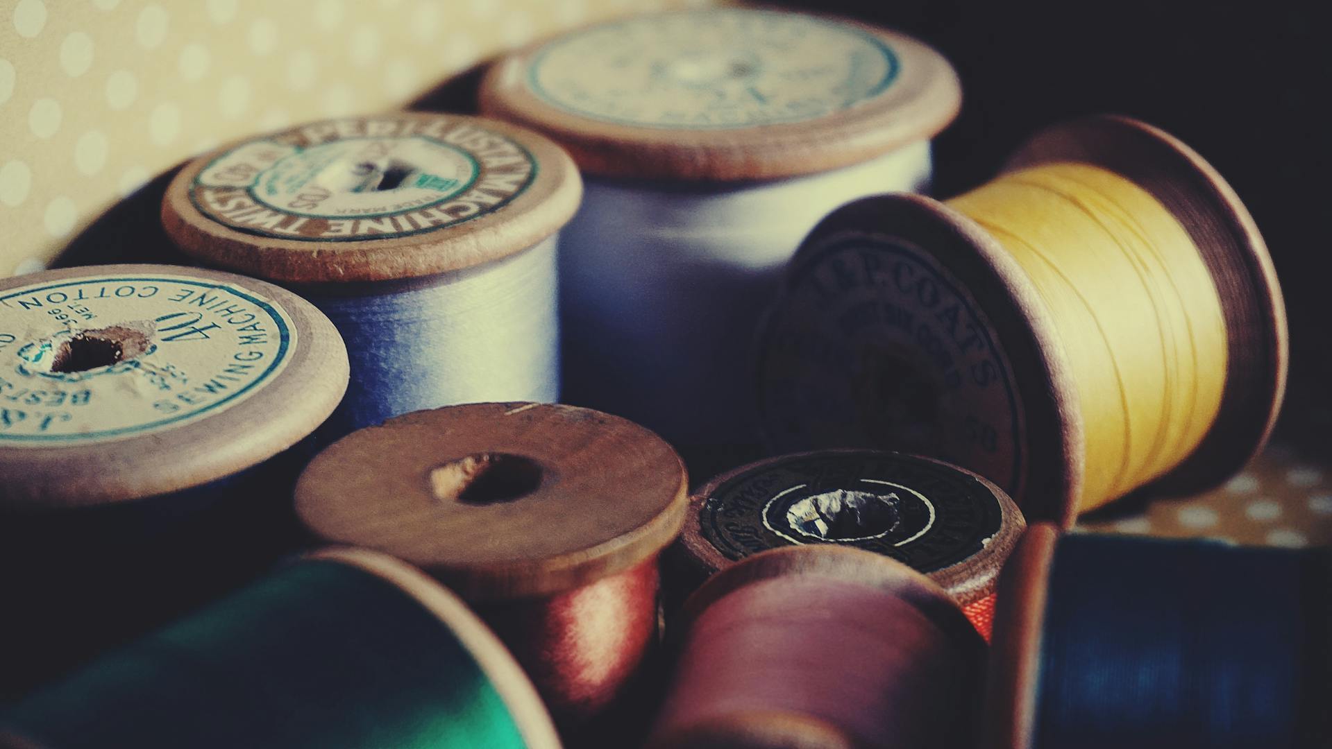 13 Vintage Sewing Supplies That Are Now Valuable