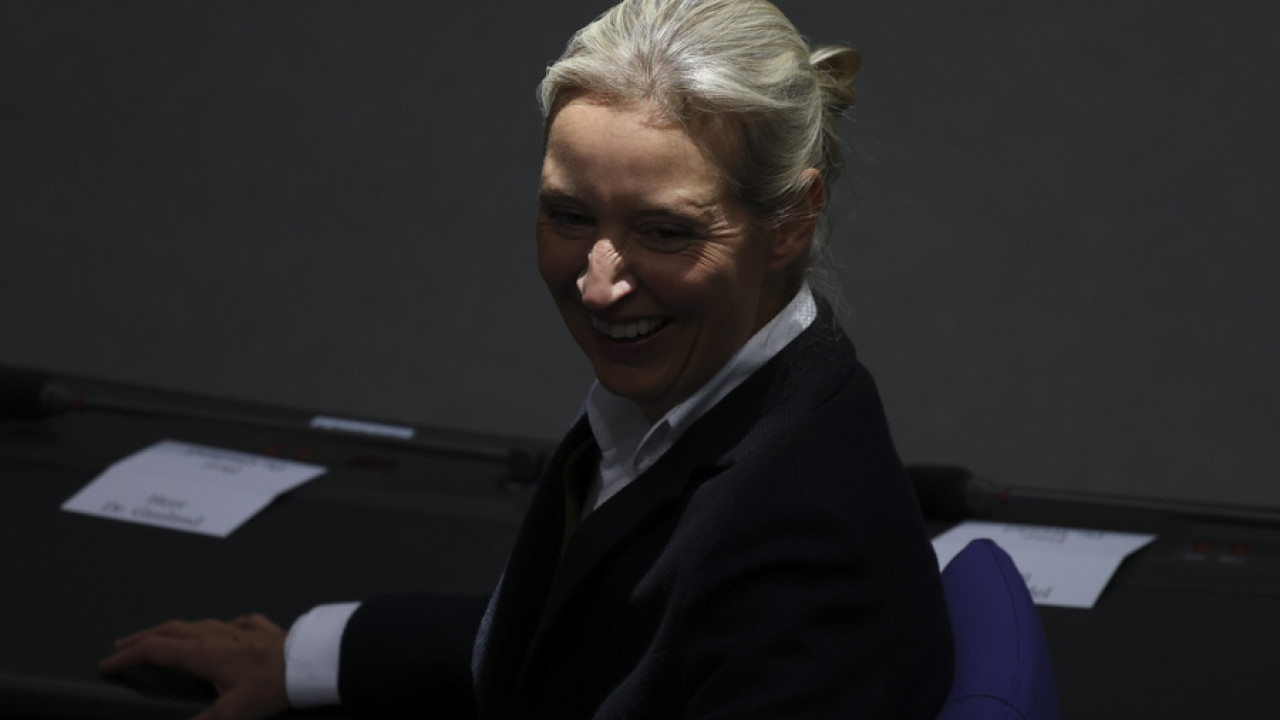 Το AfD ζητά παραίτηση του Μερτς και νέες εκλογές μετά την αδυναμία να ...