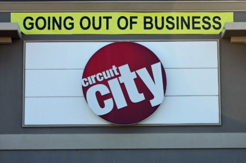 13 Defunct American Brands We Still Talk About Like They Never Left