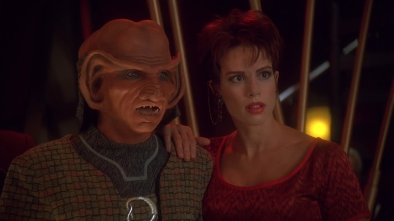 Chase Masterson Preferred Being A Recurring Actor On Star Trek For A ...