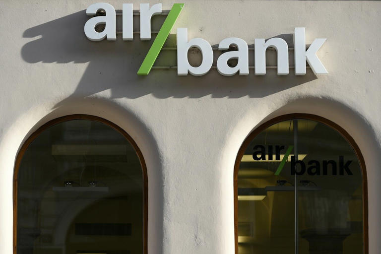 Air Bank spouští nový mobilní tarif NEO Easy. Nabídne neomezené volání ...
