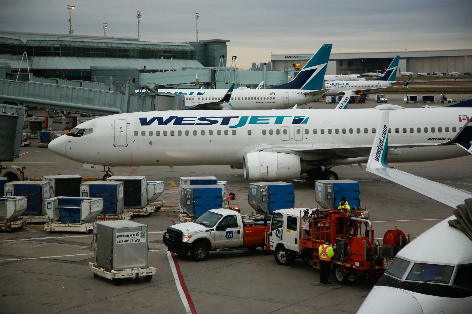 WestJet Halts Nine US Routes as Canadians Fly Elsewhere