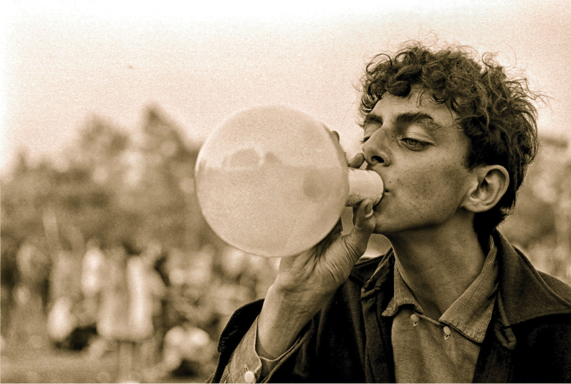 The mathematical theory behind hallucination