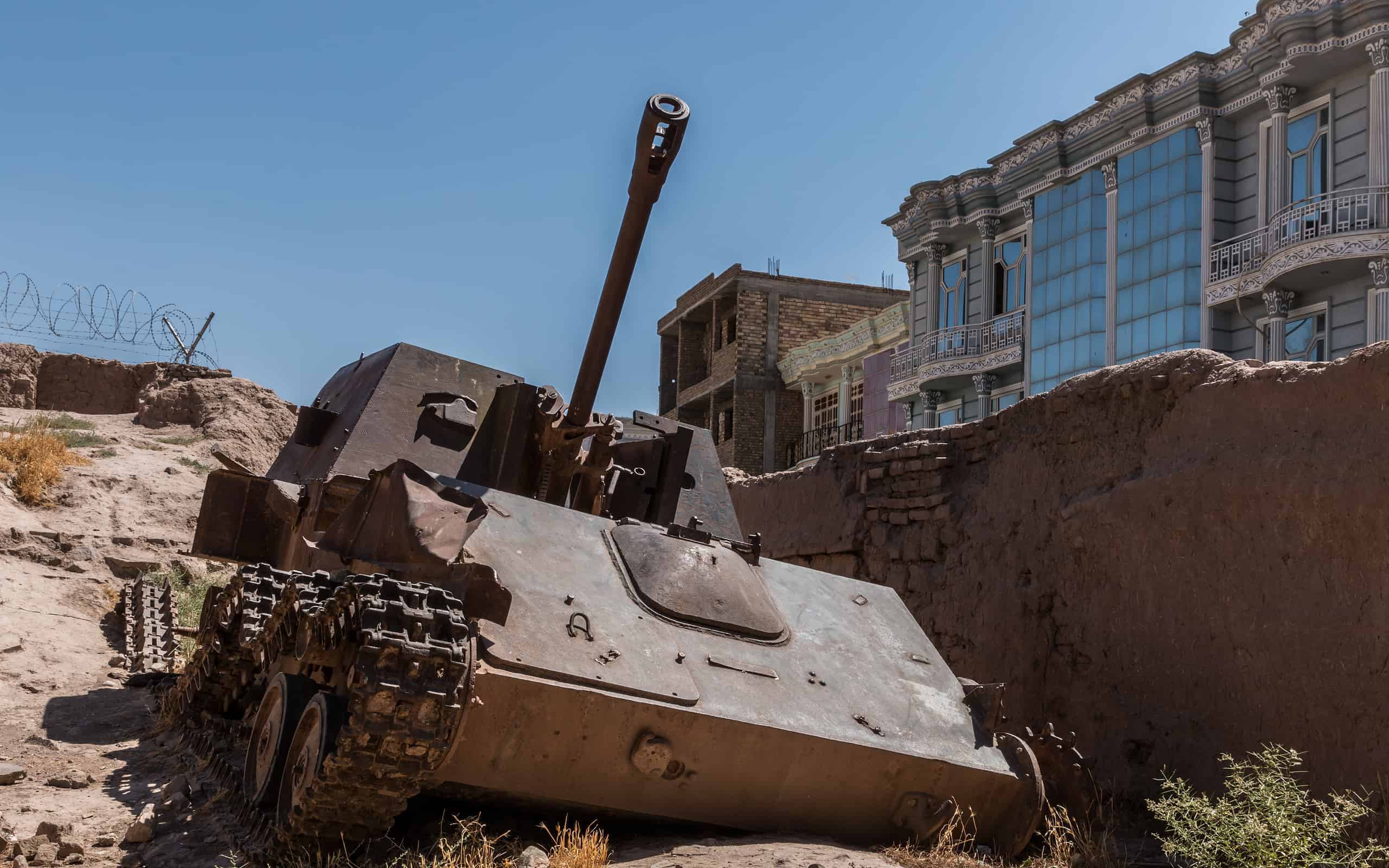 The Soviets Made Nearly 90,000 of These Battle Tanks