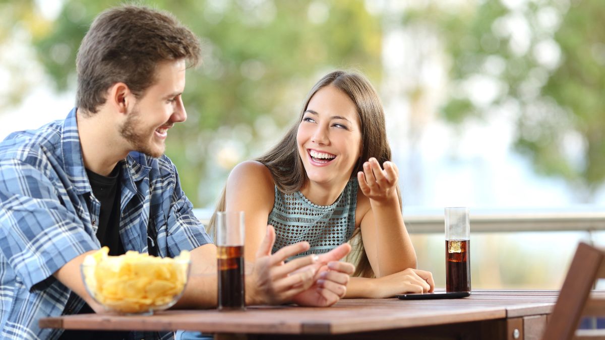 15 Thoughtful Questions to Truly Get to Know Someone