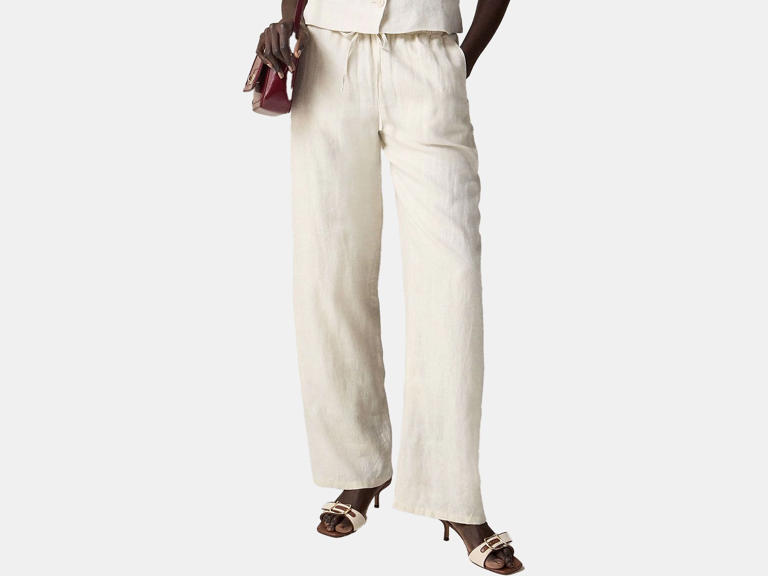 The Best Linen Basics to Add to Your Summer Packing List