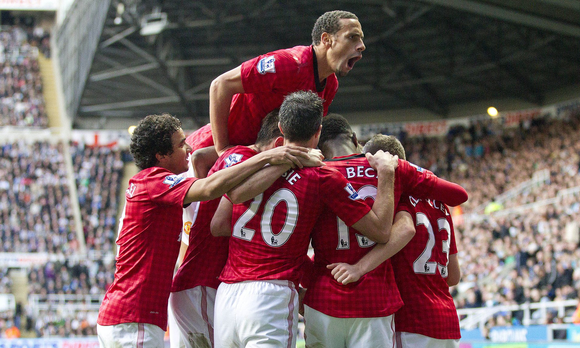 Former Man United star sacked by Championship team to end his eight ...