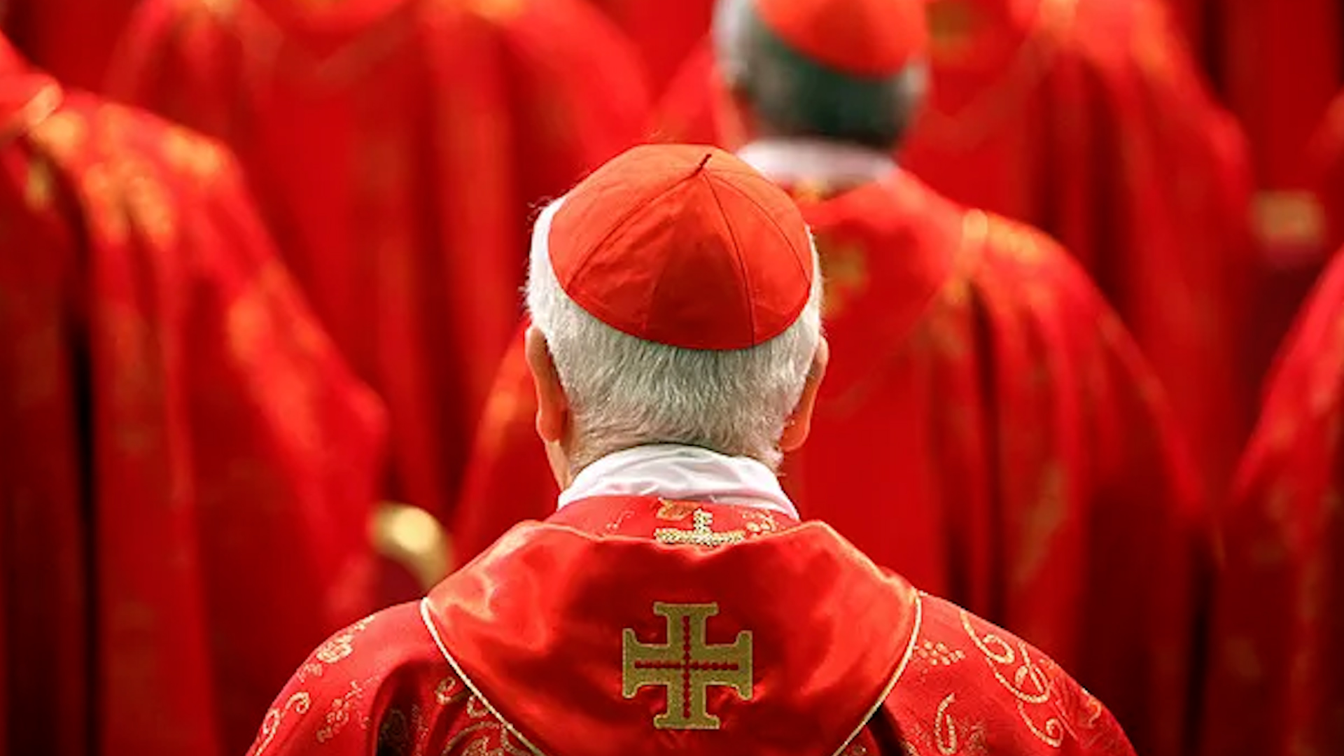 Conclave: Cardinals enter seclusion to elect new pope