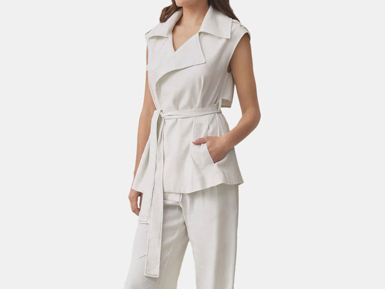 The Best Linen Basics to Add to Your Summer Packing List