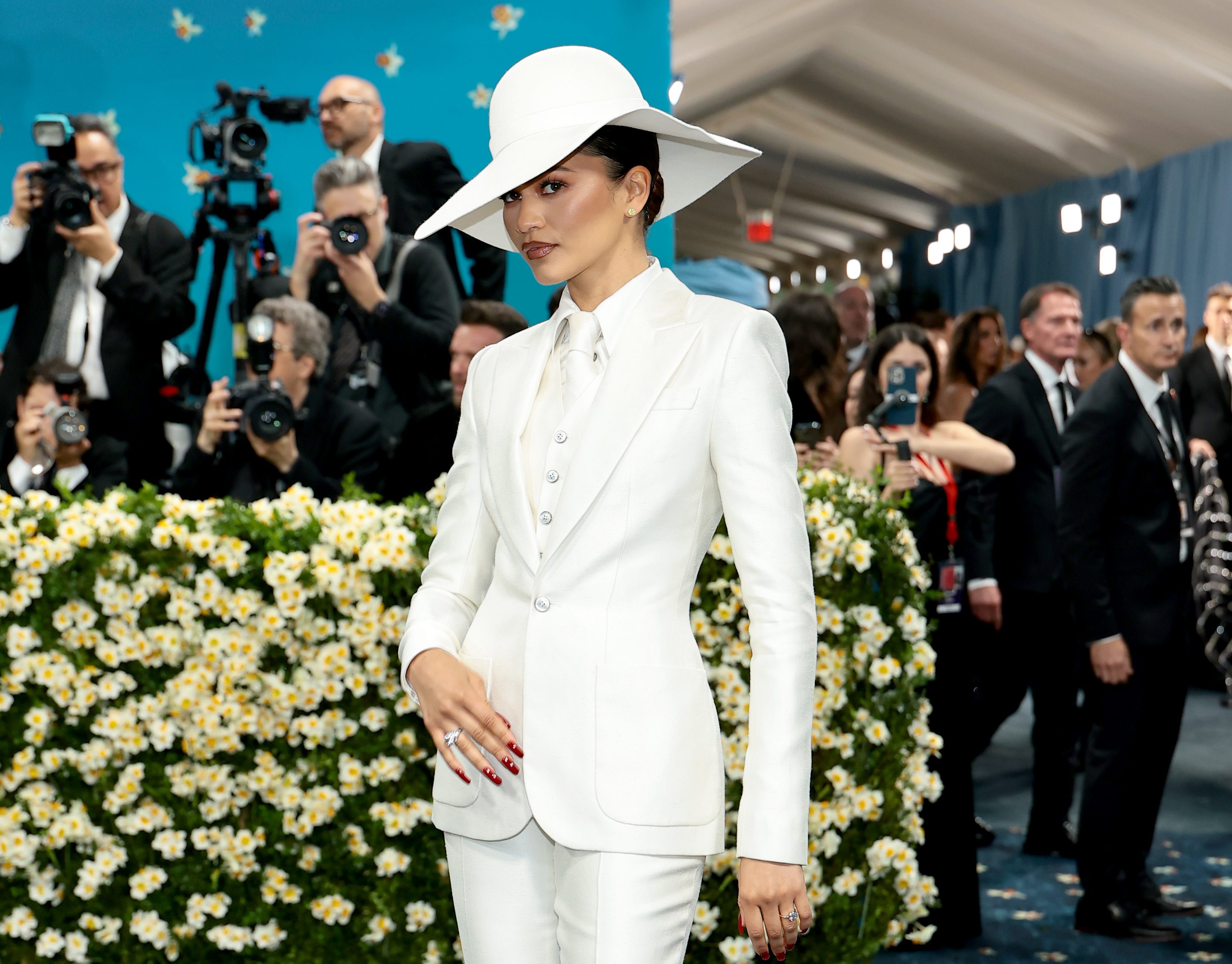 Met Gala 2025 Best Looks: Pics of Celebs Who Wore it Best