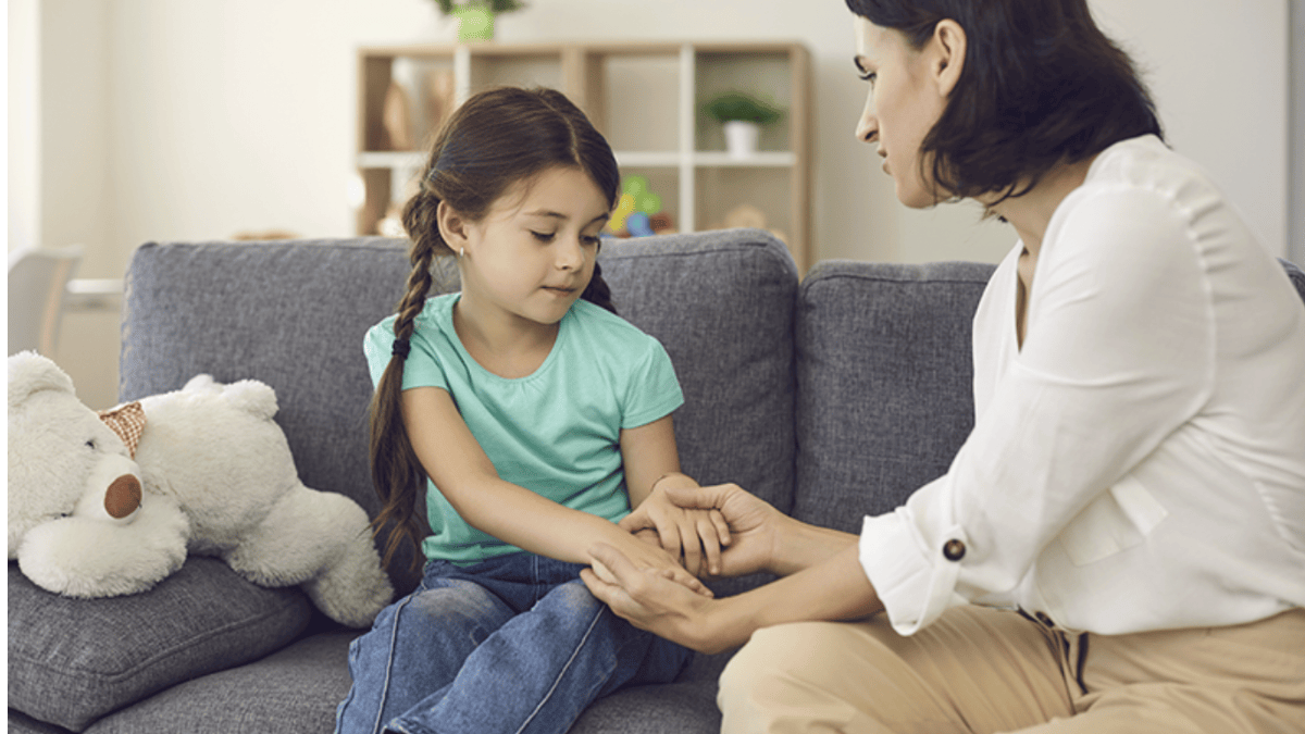 The Simple Parenting Mistake Psychiatrists Say Leads to 'Mentally Weak ...