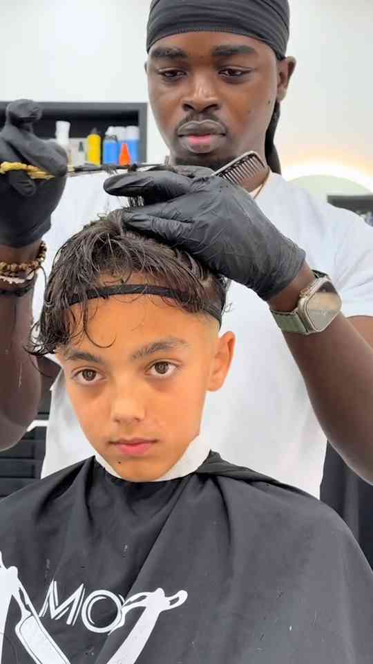 Walk-In Barber Fail Turns Into a Total Glow-Up