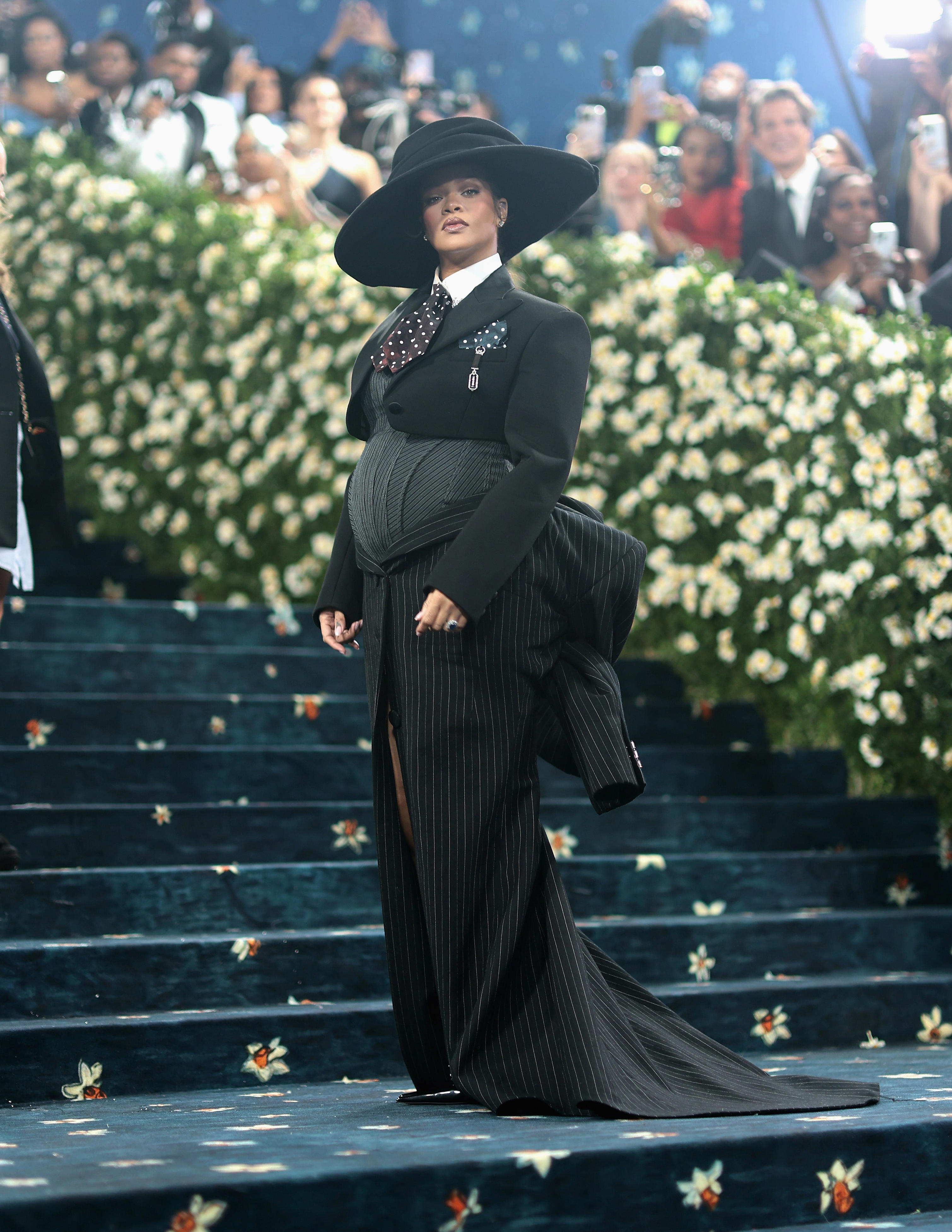 Over-the-top Met Gala arrivals: Doechii, Damson Idris have wild red ...