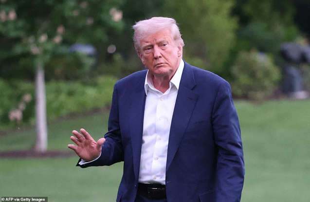 Billionaire hedge fund manager issues stock market warning Billionaire hedge fund manager issues stock market warning