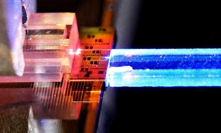 Single-photon technology powers 11-mile quantum communications network ...